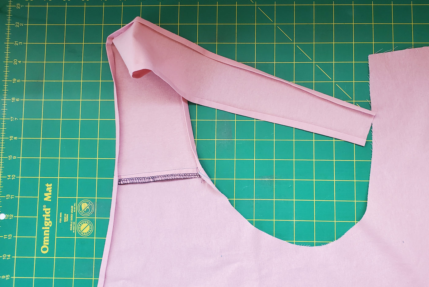 Wrap Around Apron - Fabricland West